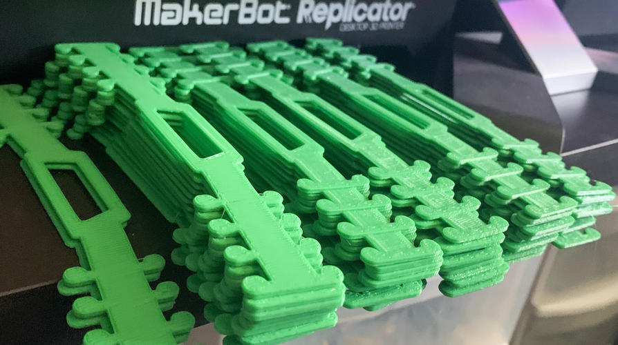 UM-Dearborn ‘Maker Lab’ staff are making 3D-printed PPE from home ...
